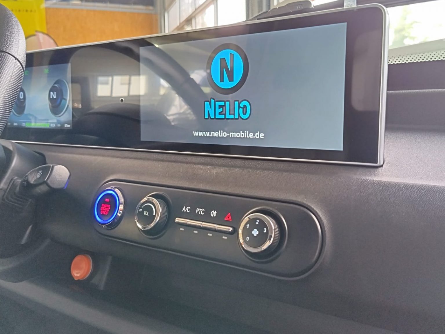 NELIO R4 TWIN - NELIO